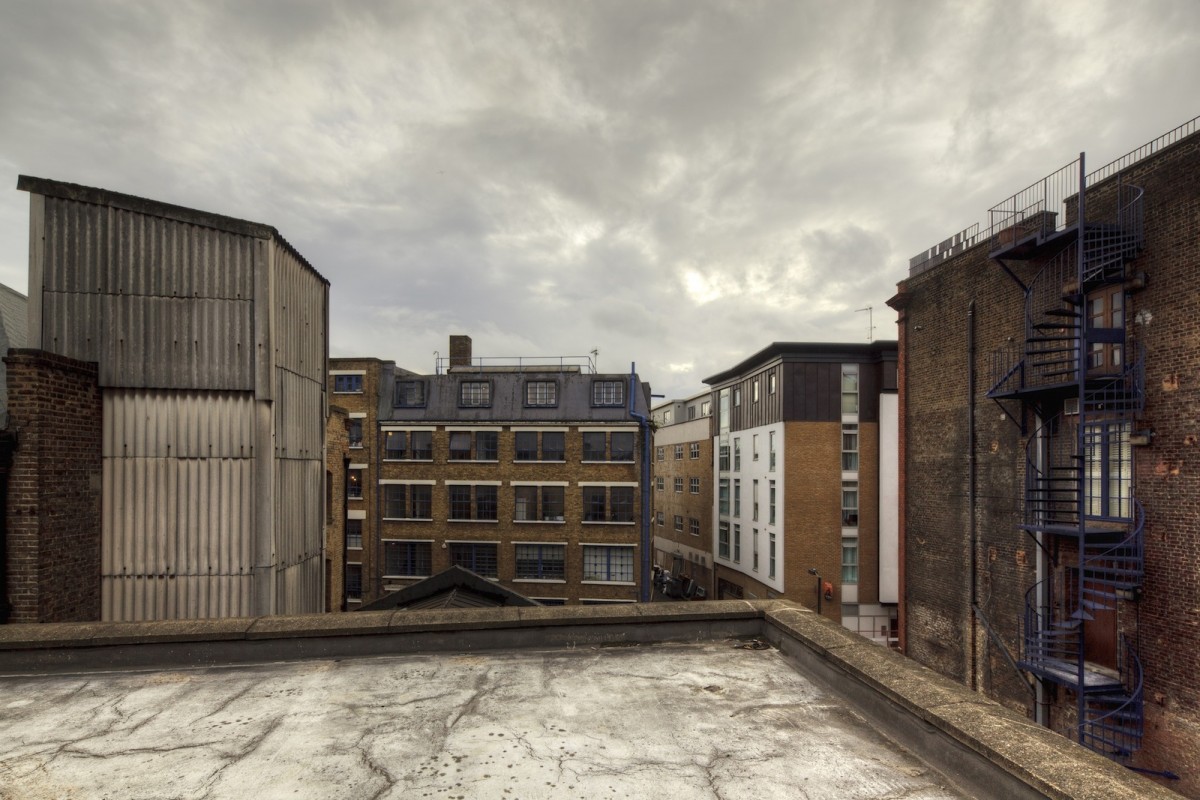 5 Worst Views From Your Hotel Room – Splendid Isolation