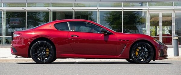 Ugly Wheels – Splendid Isolation