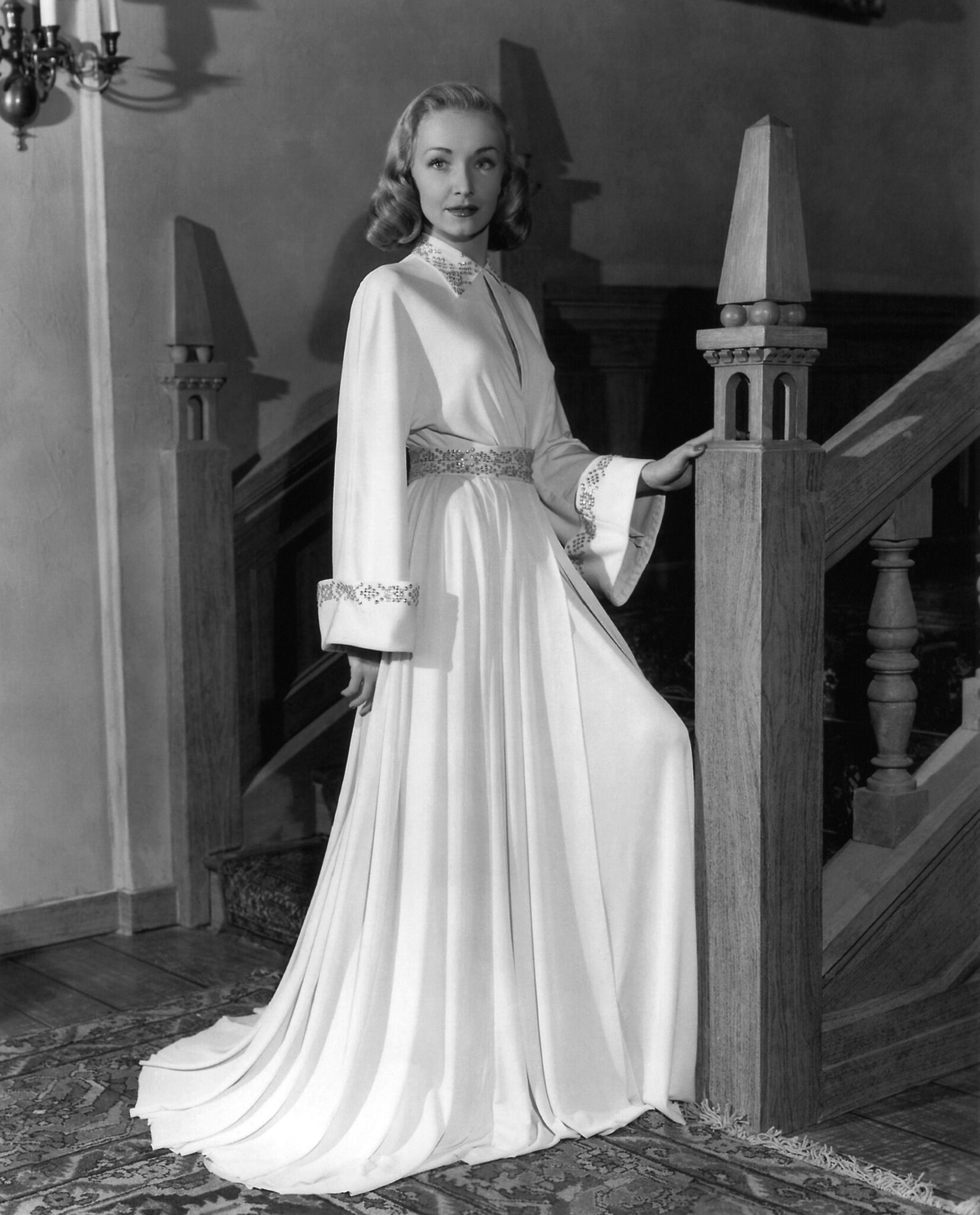 Classic Beauty: Nina Foch – Splendid Isolation